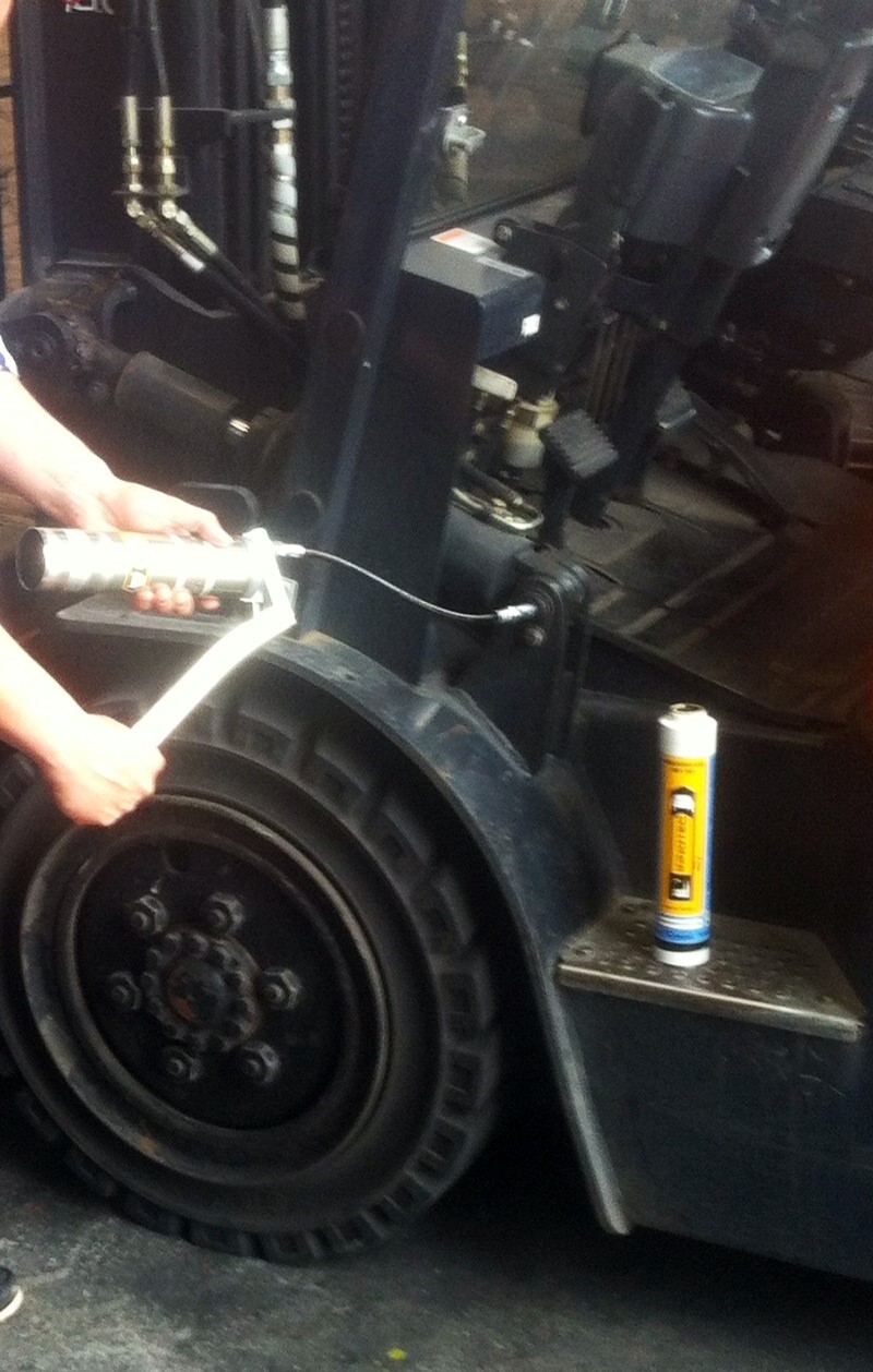 Innogrease MP 260 - Schmieren - Innotec Produkte - Produkte - Innotec Österreich