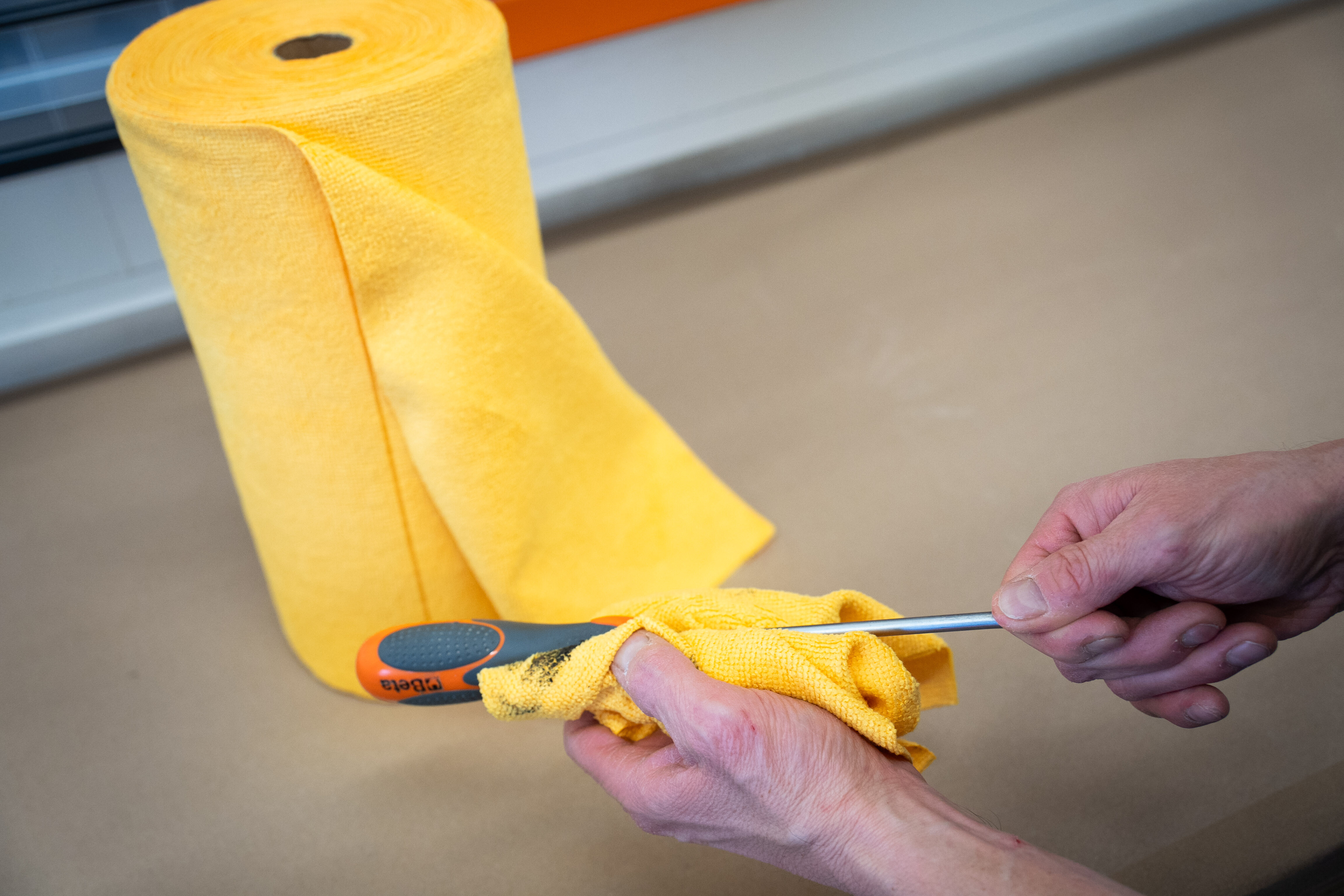 INTOOL Mikrofasertuch Rolle - Reinigen - Innotec Produkte - Produkte ...