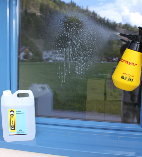 Neuheit: Glass Clean Pro | Flüssiger Glasreiniger - Innotec Österreich